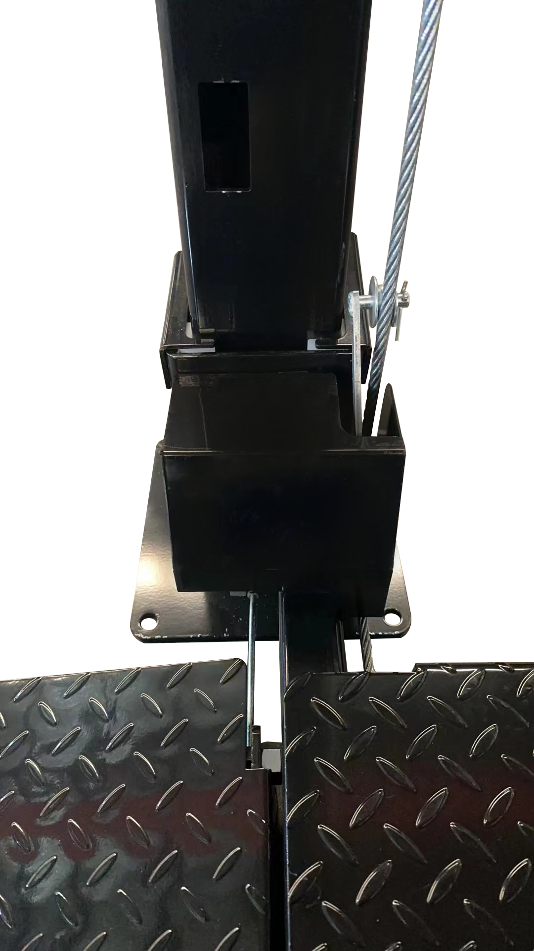 HALO LIFTS PRO 4 Post Car Lift - 9,000 LBS Capacity